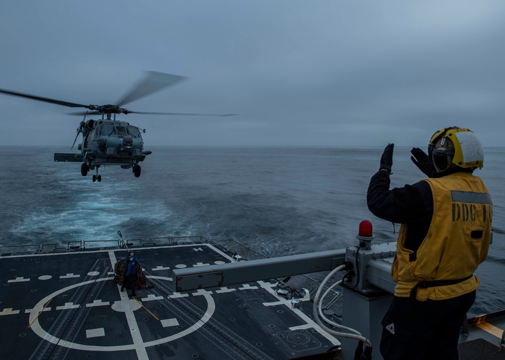 DVIDS - Images - USS Gridley Vertical Replenishment [Image 5 of 6]