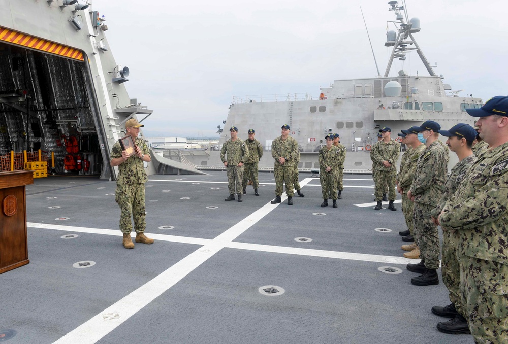DVIDS - Images - USS Mobile (LCS 26) Received USS Arizona Relic [Image ...