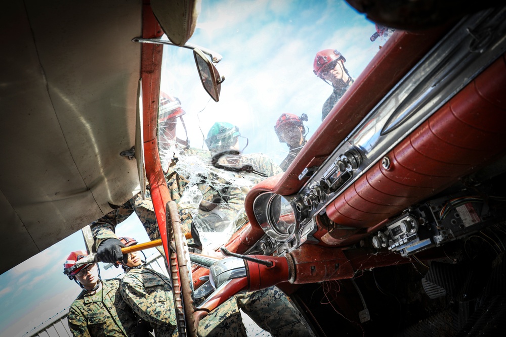 DVIDS - Images - Cbirf trains with the 911th Technical Rescue Engineer ...