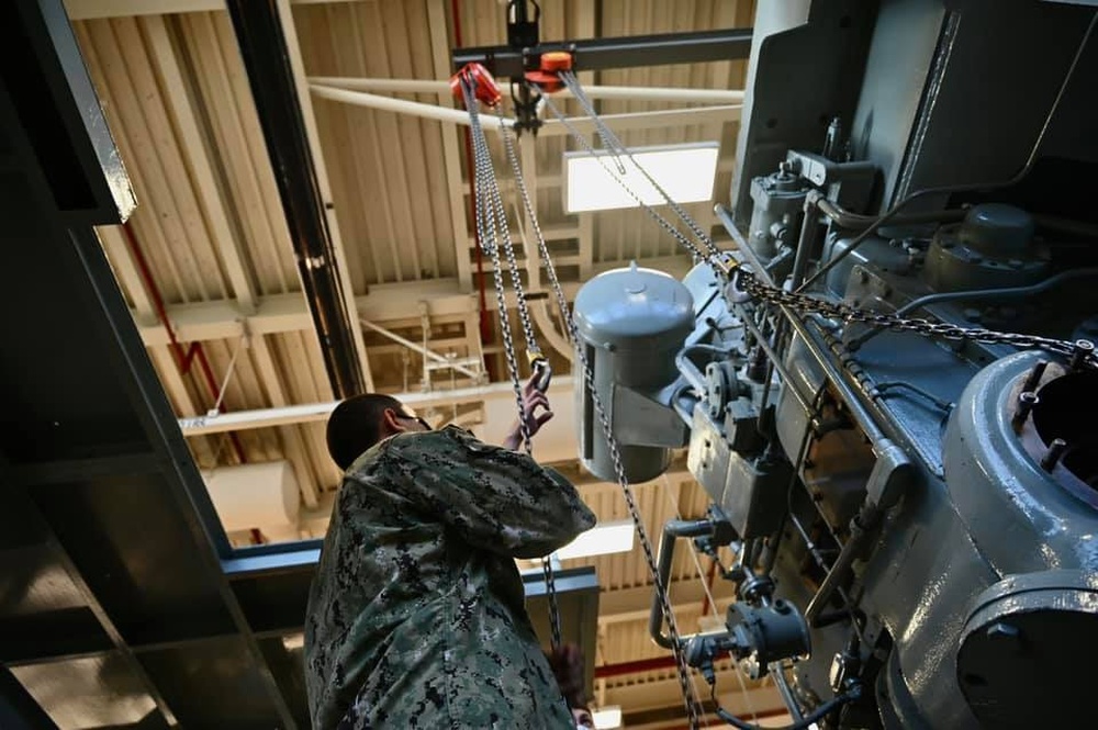 DVIDS - Images - Engineman (EN) "C" School at Surface Warfare ...