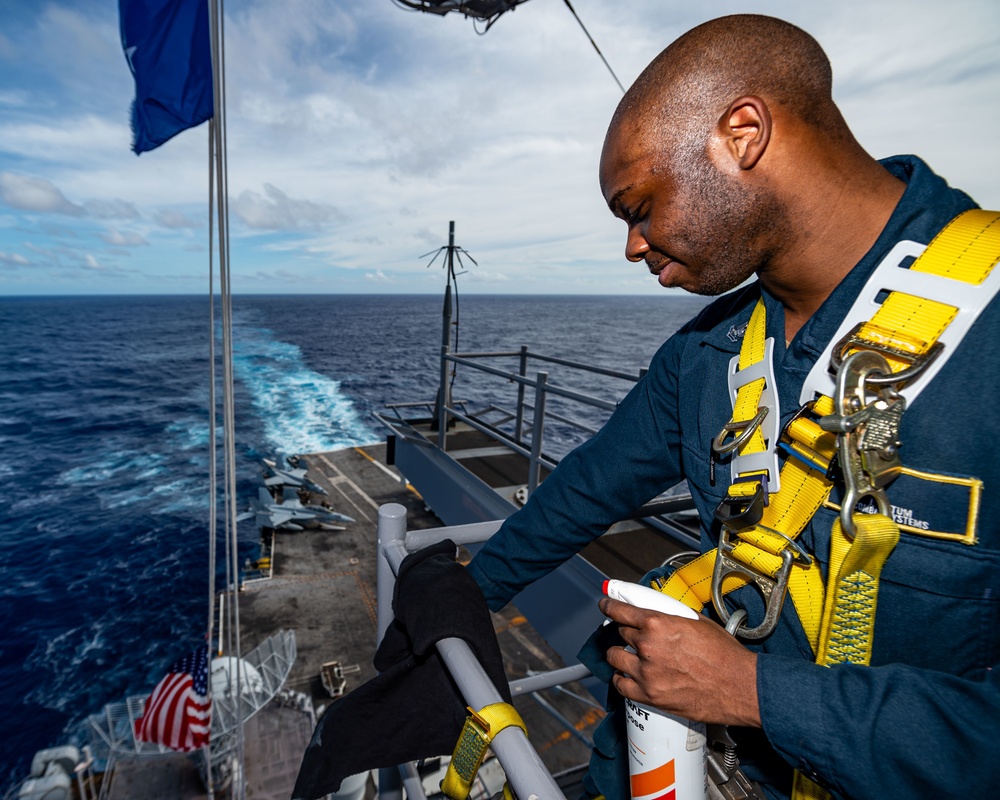 DVIDS - Images - Sailors Perform Radar Maintenance Aloft Aboard USS ...