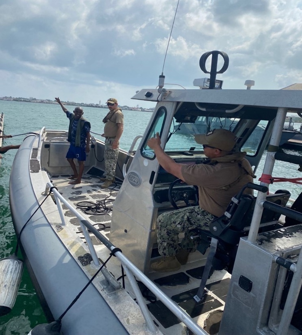 DVIDS - Images - MSRON 10 trains Djiboutian Navy recruits [Image 3 of 5 ...