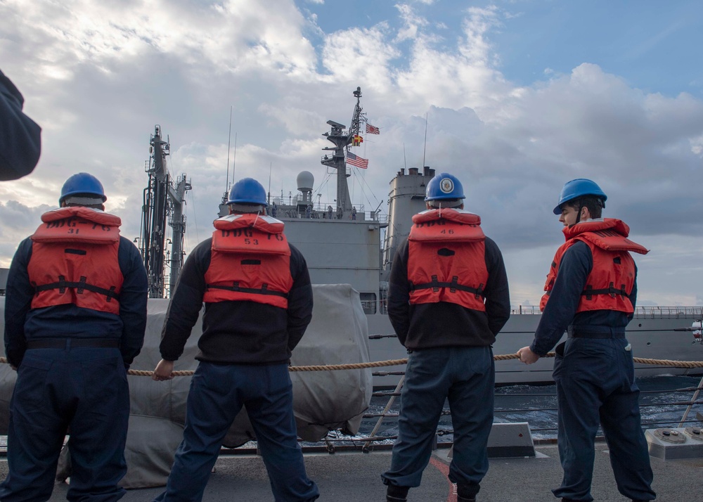 DVIDS - Images - USS Higgins RAS [Image 3 of 6]