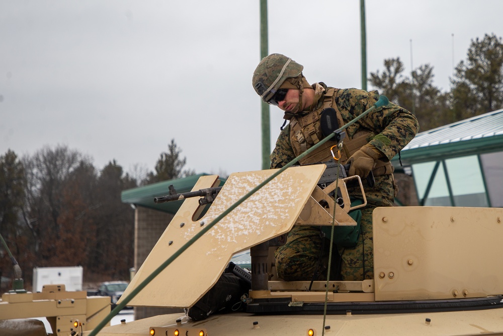 DVIDS - Images - Fort McCoy Cold Weather Machine Gun Range [Image 1 of 9]