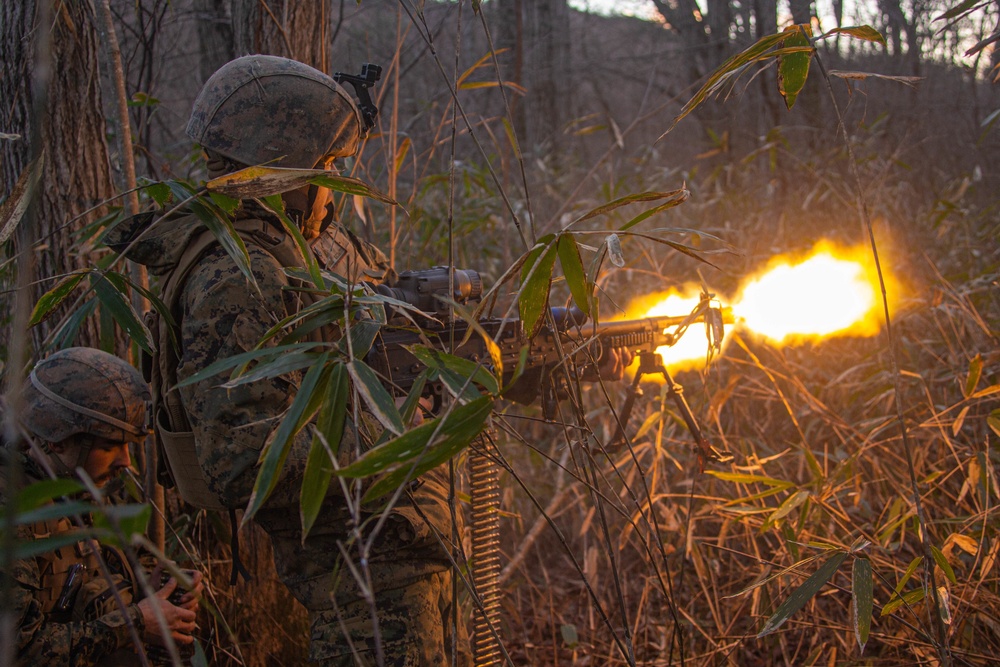 DVIDS - Images - RD21 Marines conduct a Bi-lateral force-on-force ...