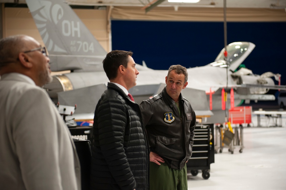 DVIDS - Images - Ohio Secretary of State visits 180th Fighter Wing ...