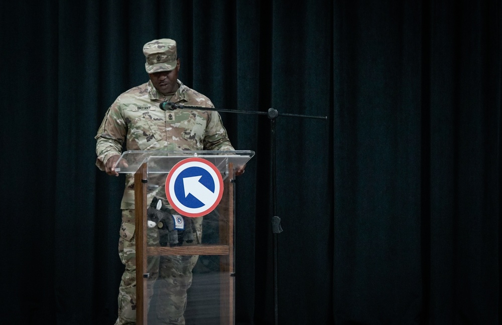 DVIDS - Images - 1st TSC Alpha Company Change of Responsibility 2021 [Image 10 of 15]