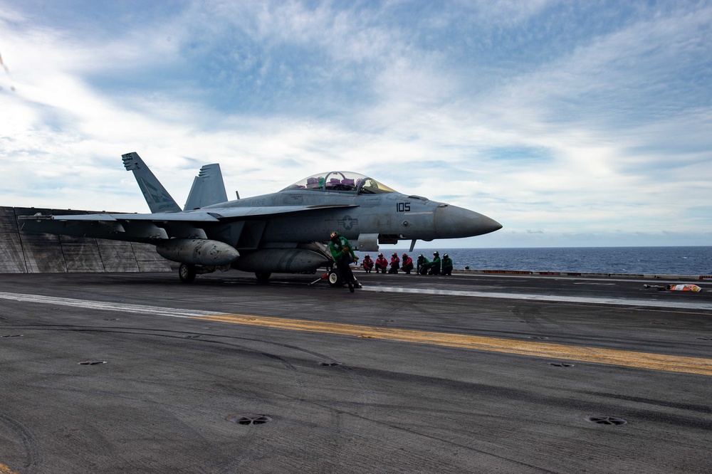 DVIDS - Images - USS Carl Vinson (CVN70) Conducts Flight Operations ...