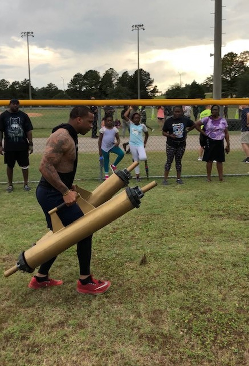 DVIDS - Images - SFC Jackson places in Strong Man competition [Image 7 ...
