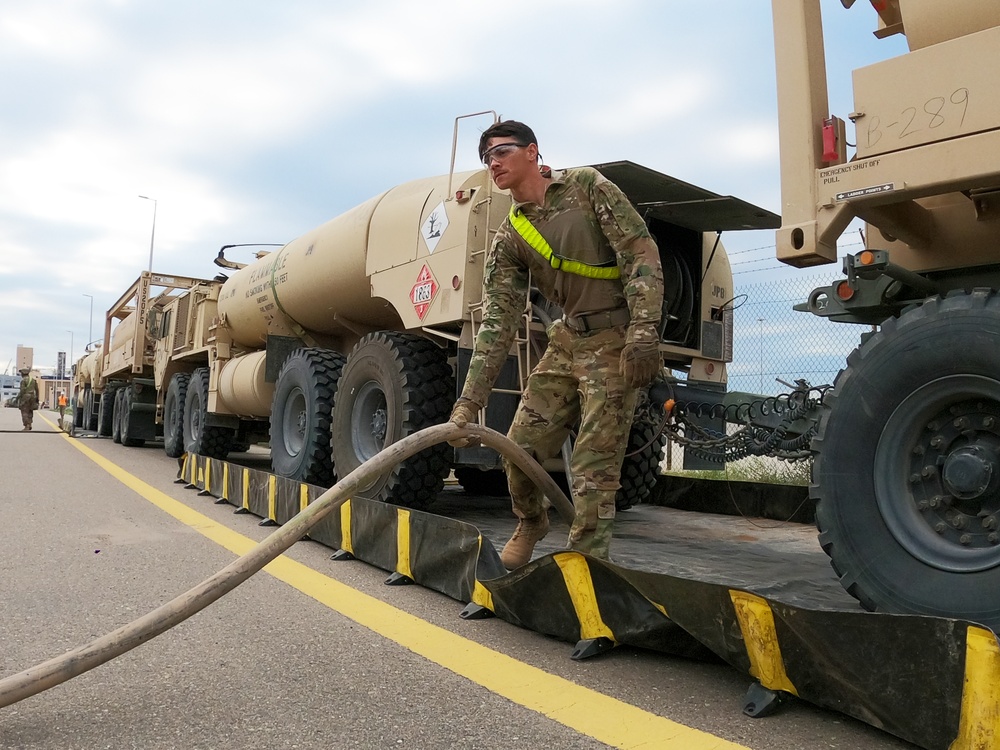 DVIDS - Images - Operation Provider Caravan [Image 5 of 8]