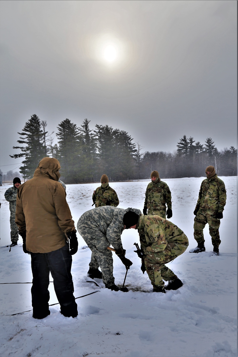 DVIDS - News - Photo Essay: Tent training for Cold-Weather Operations ...