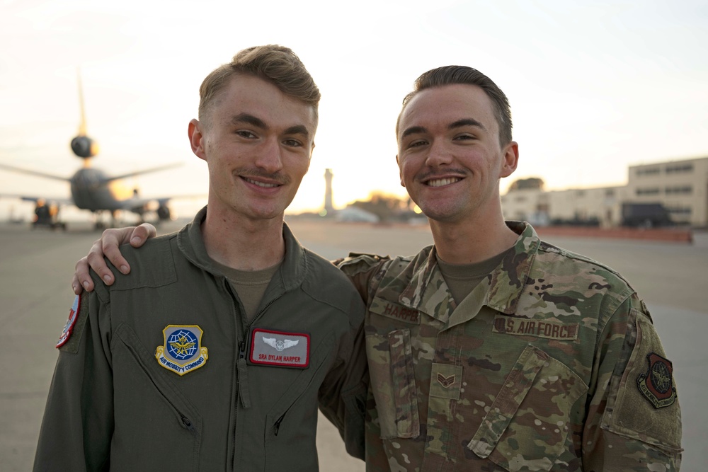 DVIDS - Images - Brothers reunited at Travis AFB