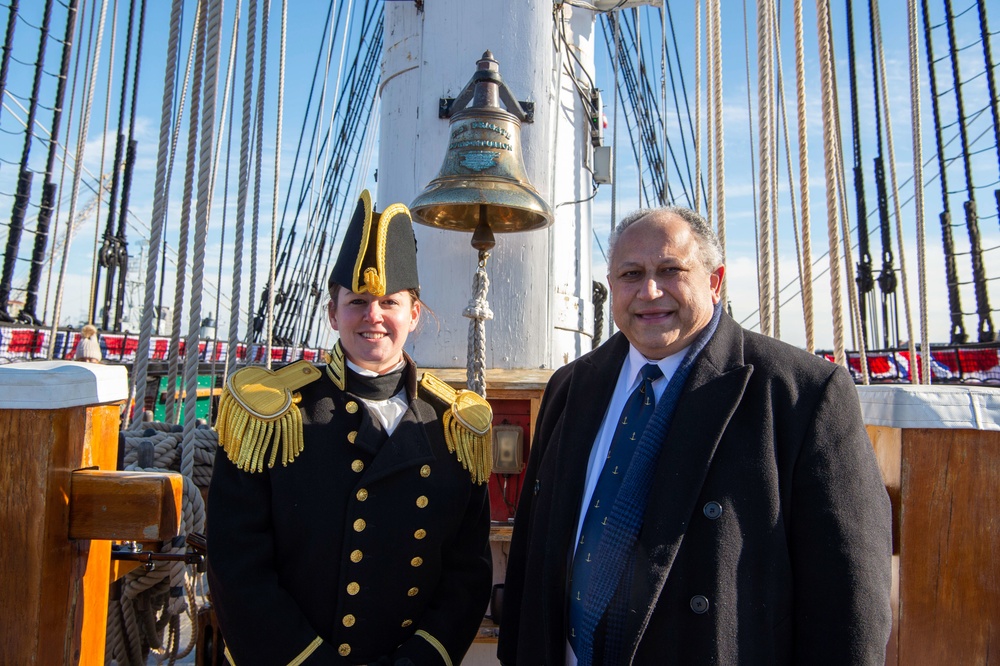 DVIDS - Images - SECNAV visits USS Constitution change of command [Image 5 of 7]