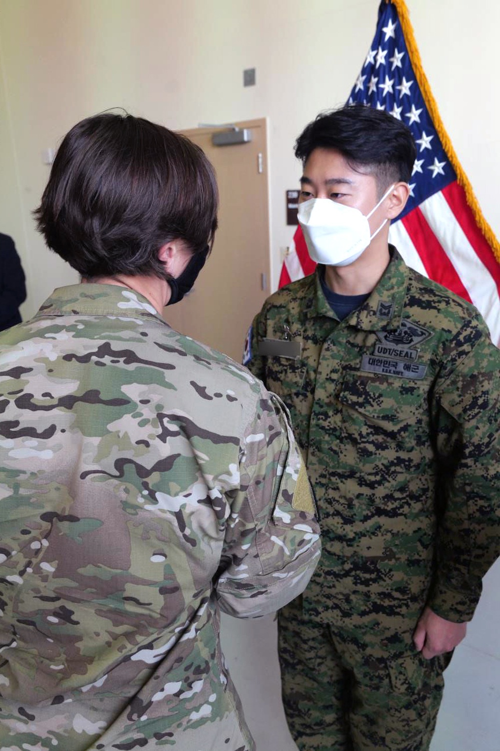 DVIDS - Images - 8 ROK Navy SEALs earn U.S. Military Free Fall wings ...