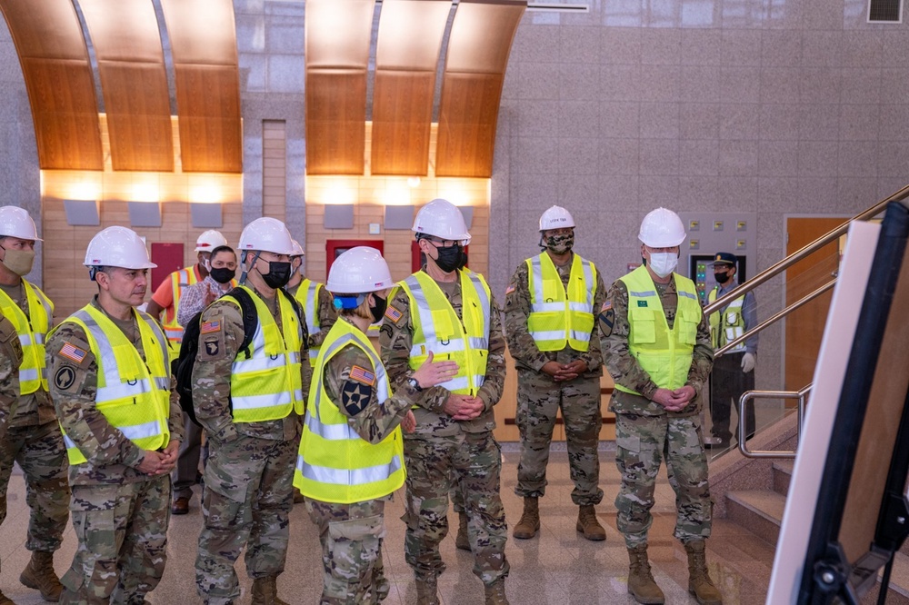 DVIDS - Images - U.S. Army Cyber Command visited 1st Theater Signal ...