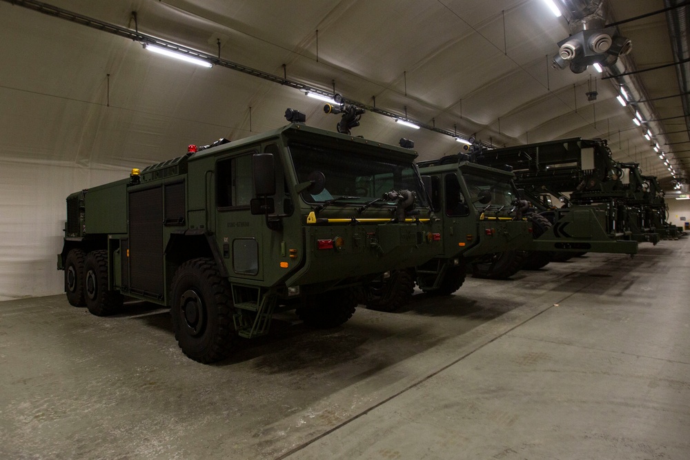 DVIDS - Images - II MEF Marines prepare vehicles for Exercise Cold ...