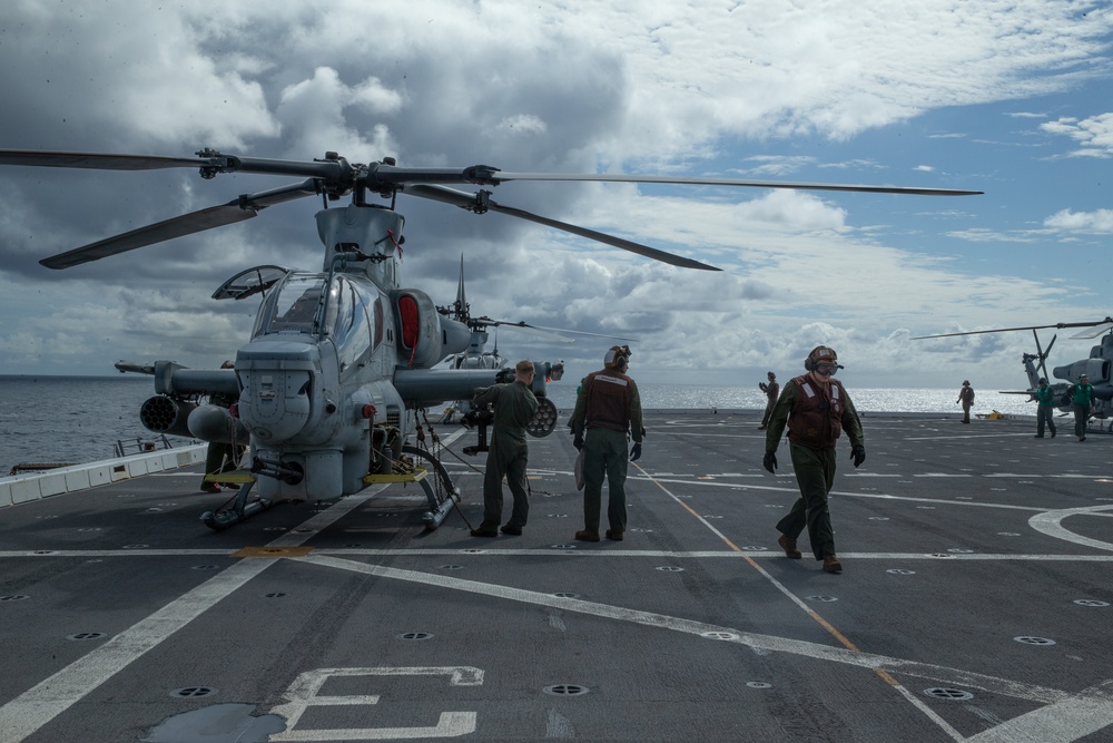 DVIDS - Images - Flight Line [Image 5 of 22]