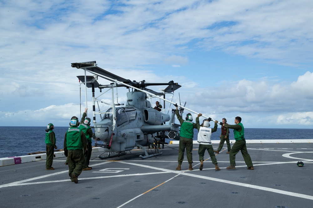 DVIDS - Images - Flight Line [Image 12 of 22]