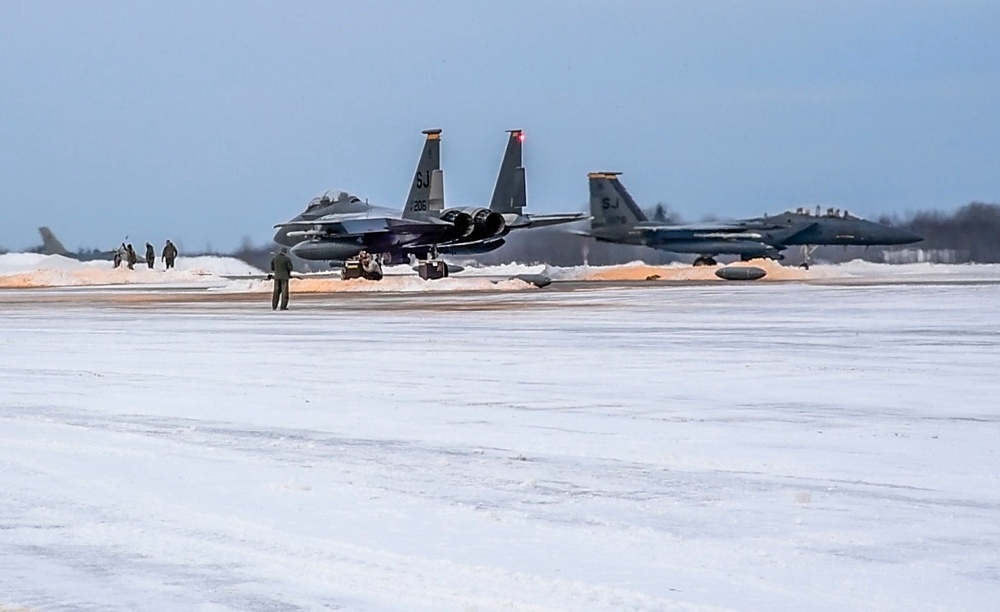 DVIDS - Images - Eyes in the sky: US F-15Es takeoff from Ämari AB ...