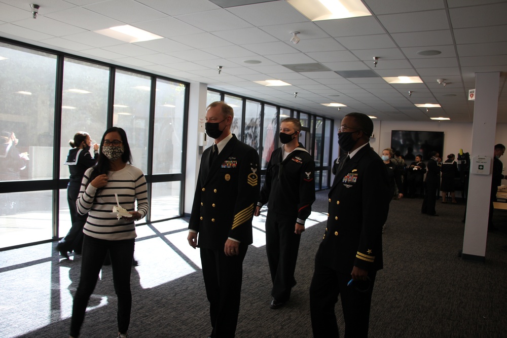 DVIDS - Images - Navy's 246th Birthday Celebration [Image 15 of 16]