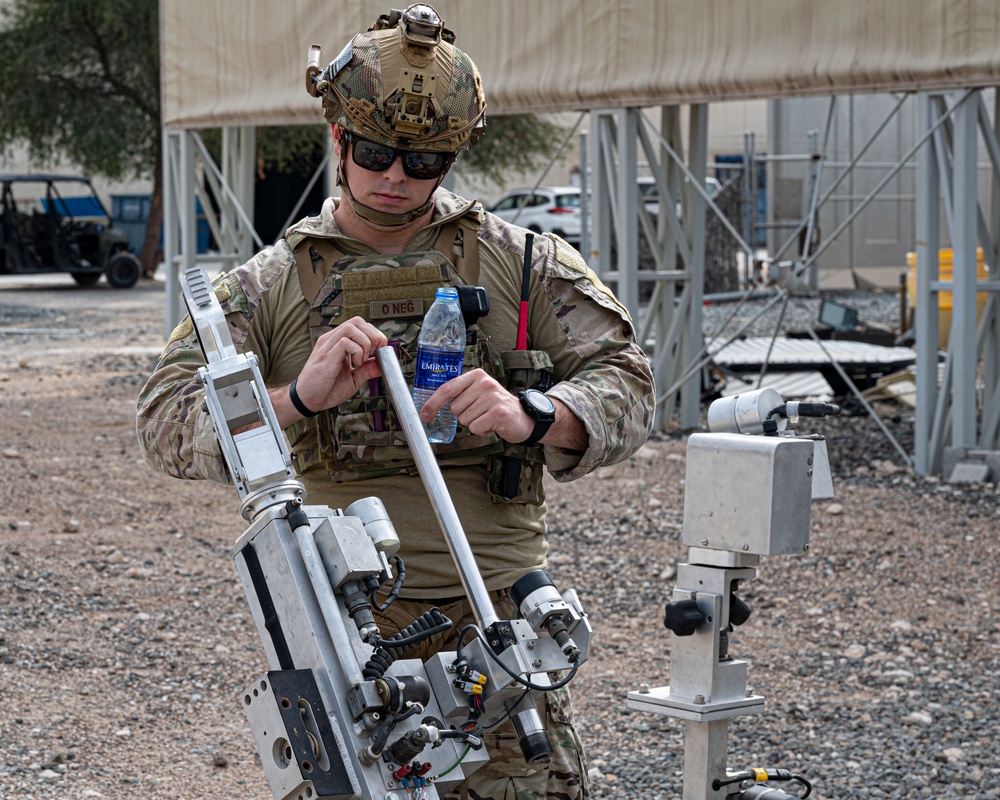 DVIDS - Images - 380th ECES EOD Training Day [Image 3 of 5]