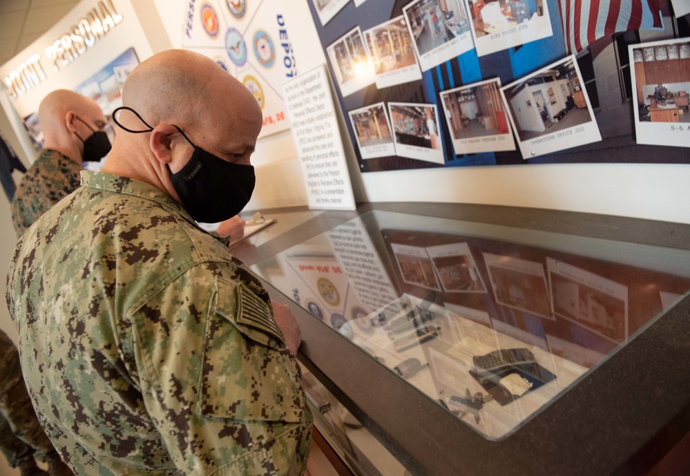 DVIDS - Images - MCPON Russell Smith and SMMC Troy Black visit service ...