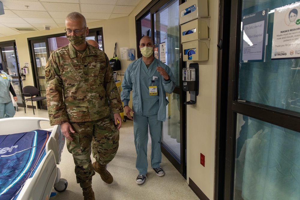 DVIDS - Images - Dual-Status Commander for the State of New Hampshire ...