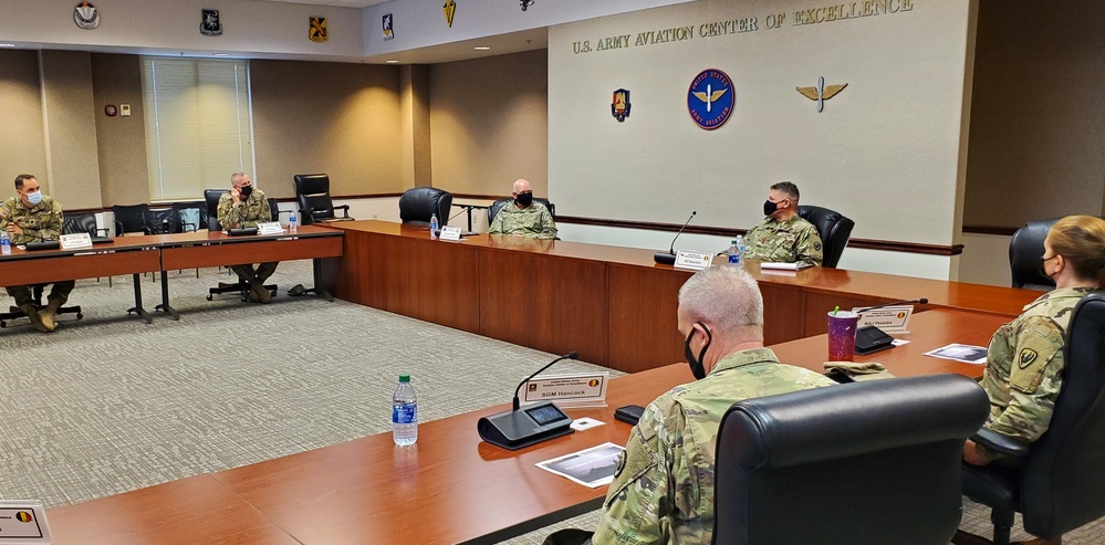 DVIDS - Images - MG Hronek visit to USAACE [Image 2 of 2]