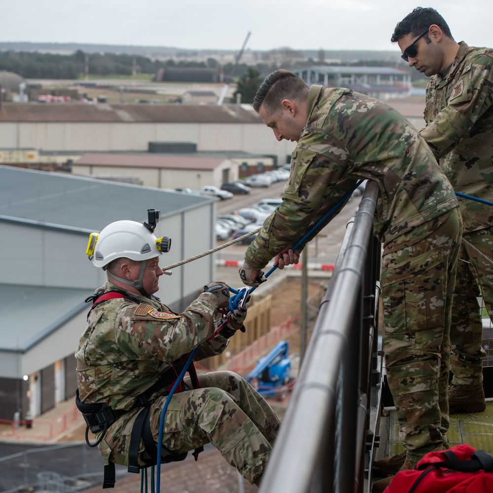 DVIDS - Images - Liberty Wing Fire Department rappels into training ...