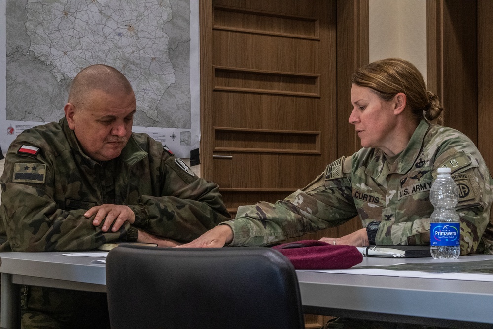 DVIDS - Images - Col. Elizabeth H. Curtis, right, Polish Maj. Gen ...
