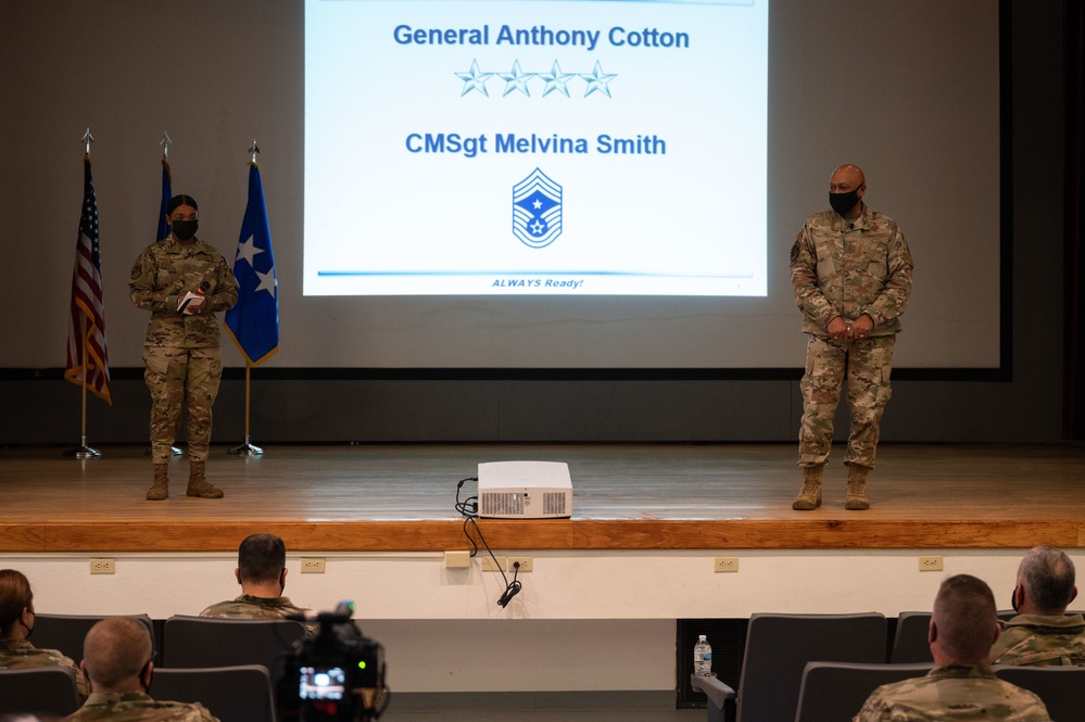 DVIDS - Images - AFGSC commander visits KAFB, with focus on Striker ...