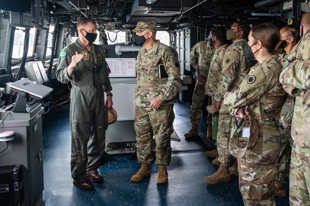 DVIDS - Images - Army First Corps Chief of Staff Visits USS Portland ...