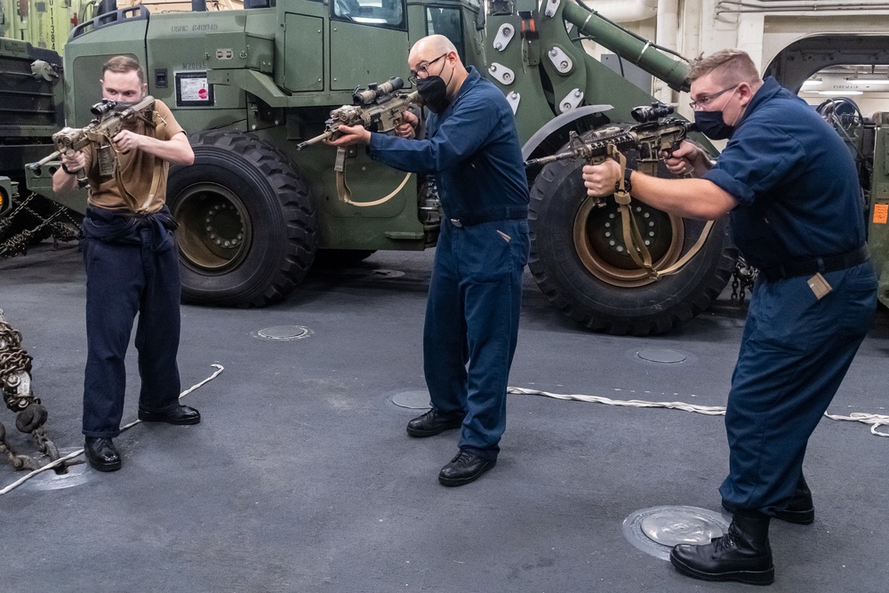 DVIDS - Images - USS Portland (LPD 27) Security Reaction Force Training ...