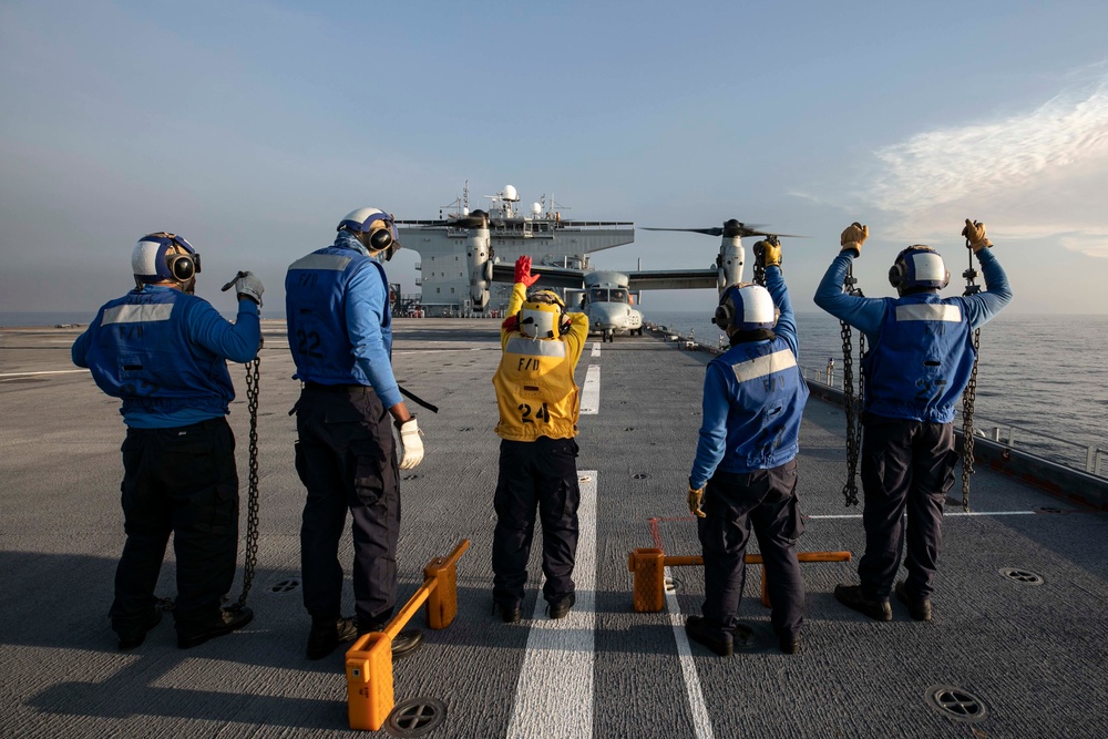 DVIDS - Images - USS Hershel "Woody" Williams (ESB 4) [Image 14 of 15]