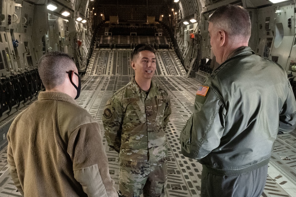 DVIDS - Images - Air Mobility Command leadership Visits, Commends Team ...