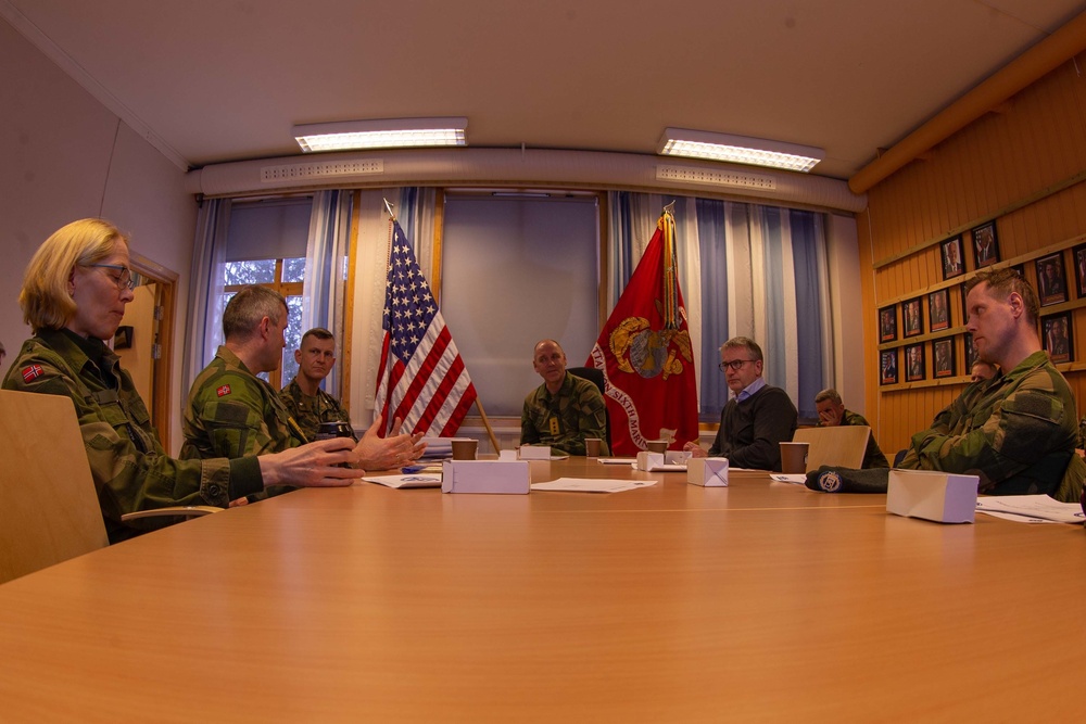 DVIDS - Images - Lt. Gen. Yngve Odlo Tours U.S. Marine Cold Weather ...
