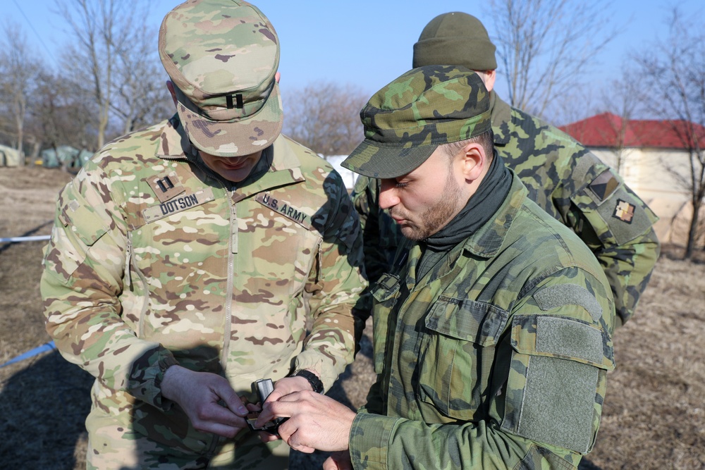 DVIDS - Images - U.S. and Czech Forces Train with Radio Systems [Image ...