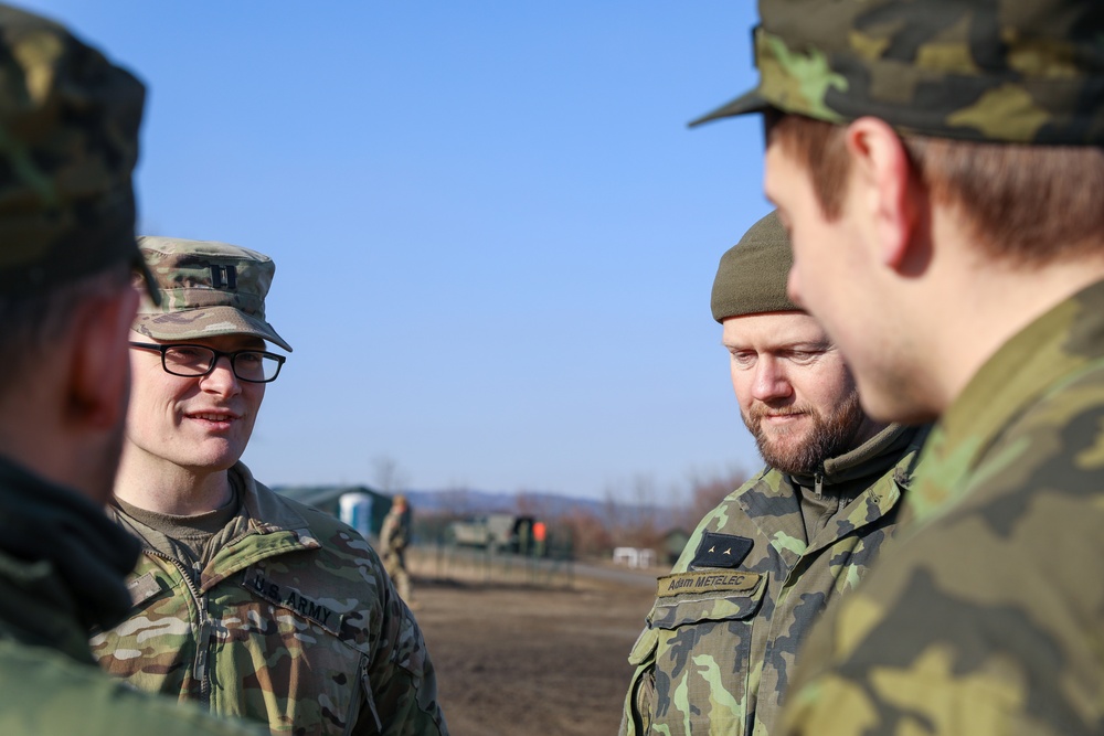 DVIDS - Images - U.S. and Czech Forces Train with Radio Systems [Image ...