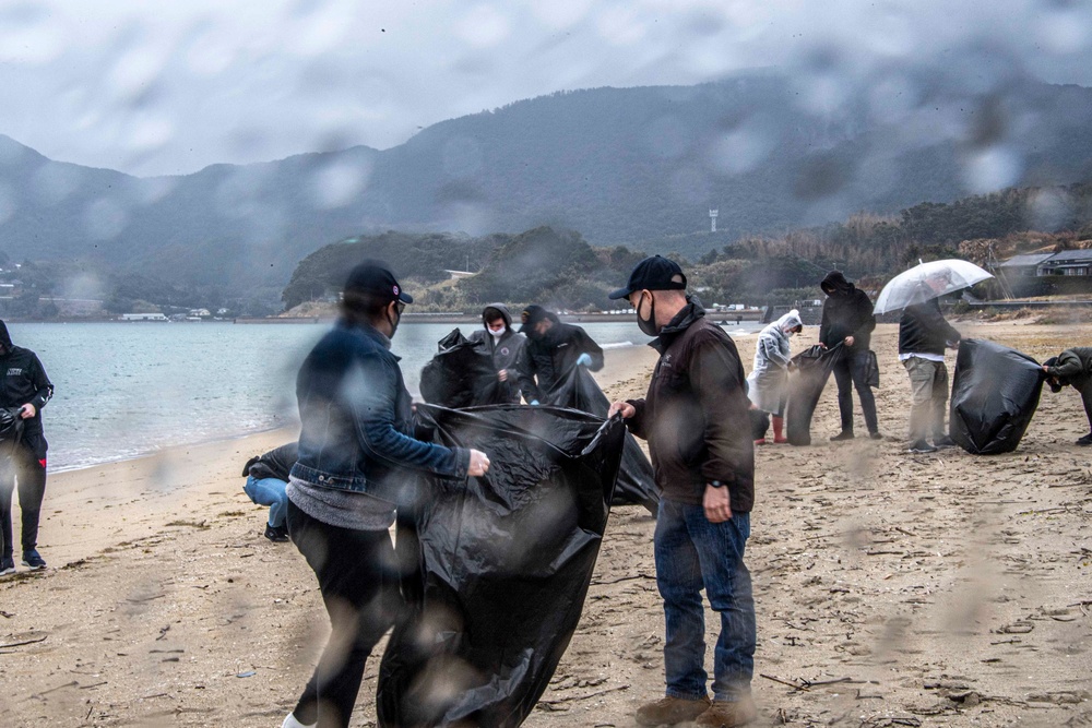 DVIDS - Images - USS America (LHA 6) Sailors Conduct Community ...