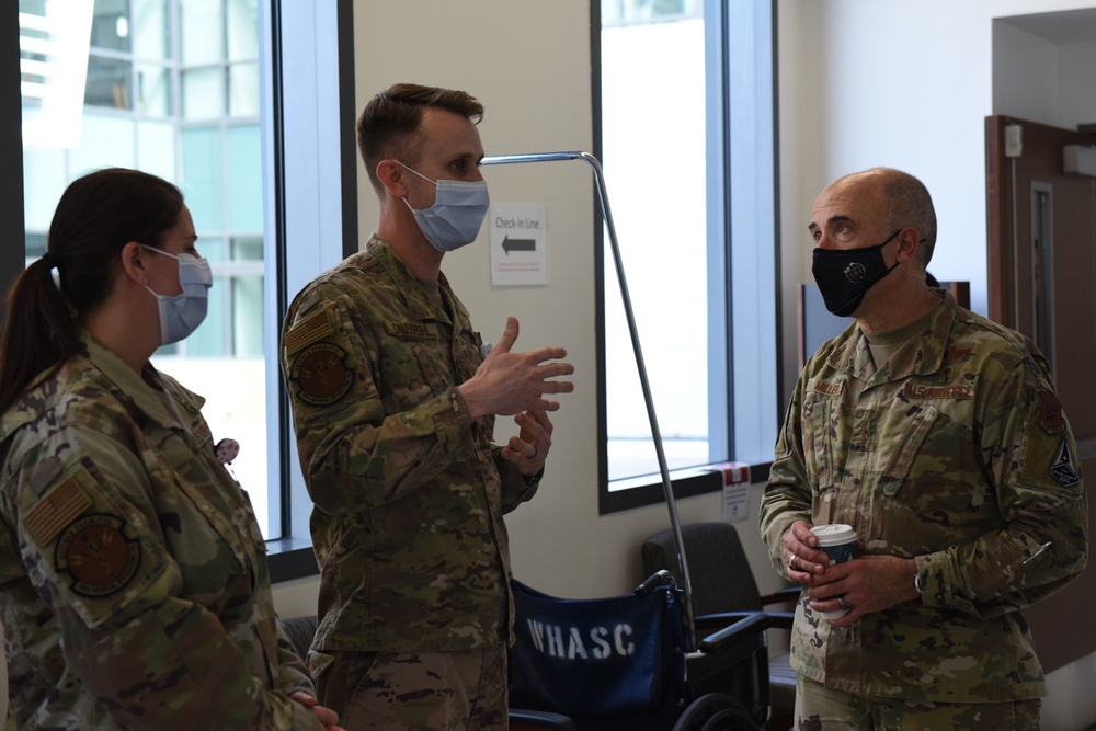 DVIDS - Images - AFMS senior leaders visit 59 MDW medics [Image 2 of 4]