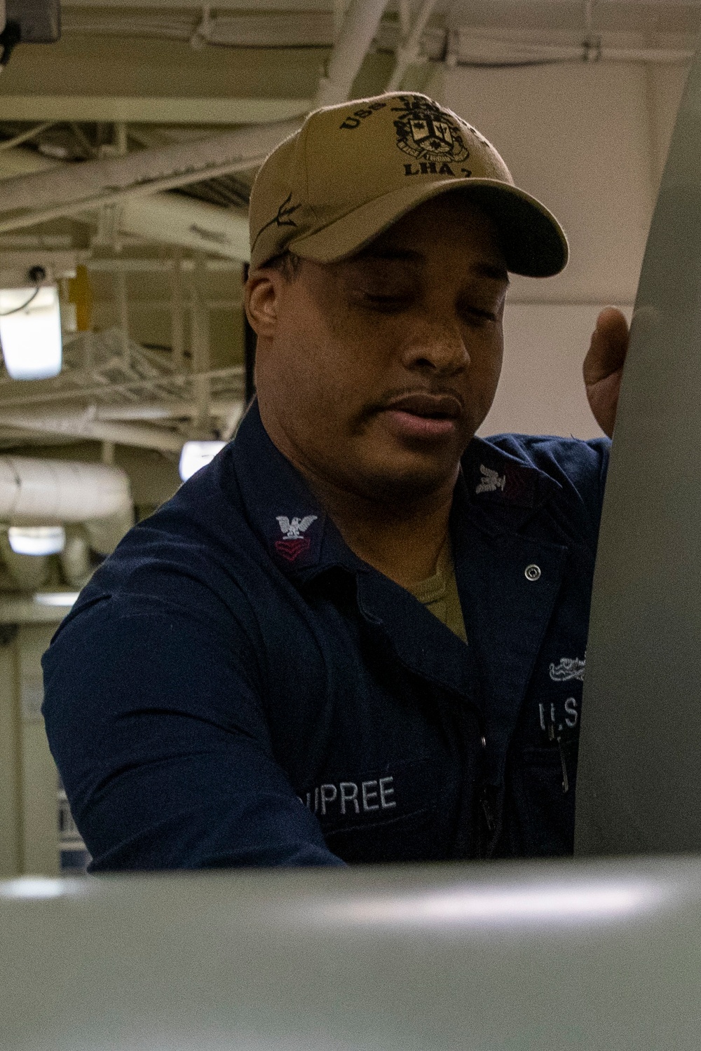 DVIDS - Images - 220307-N-CM110-1086 [Image 11 of 12]