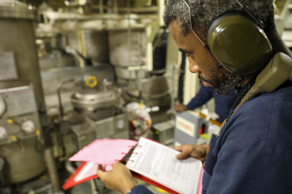 DVIDS - Images - USS Billings Conducts Engineering Casualty Control ...