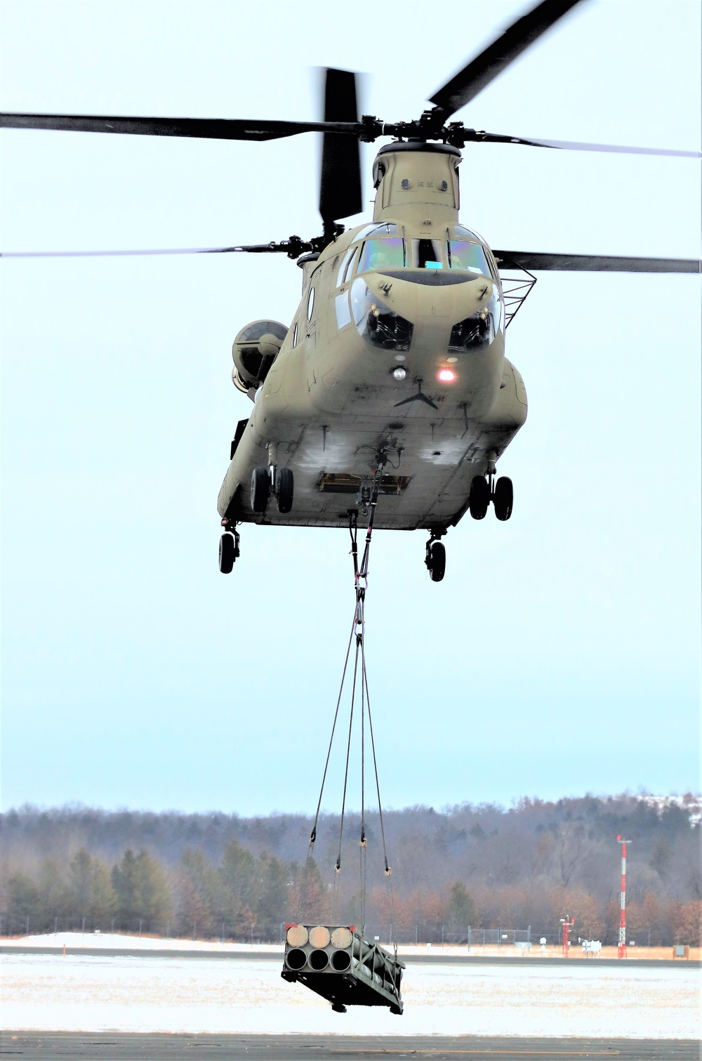 DVIDS - Images - CH-47 aircrew, 89B ASC students conduct sling-load training at Fort McCoy ...