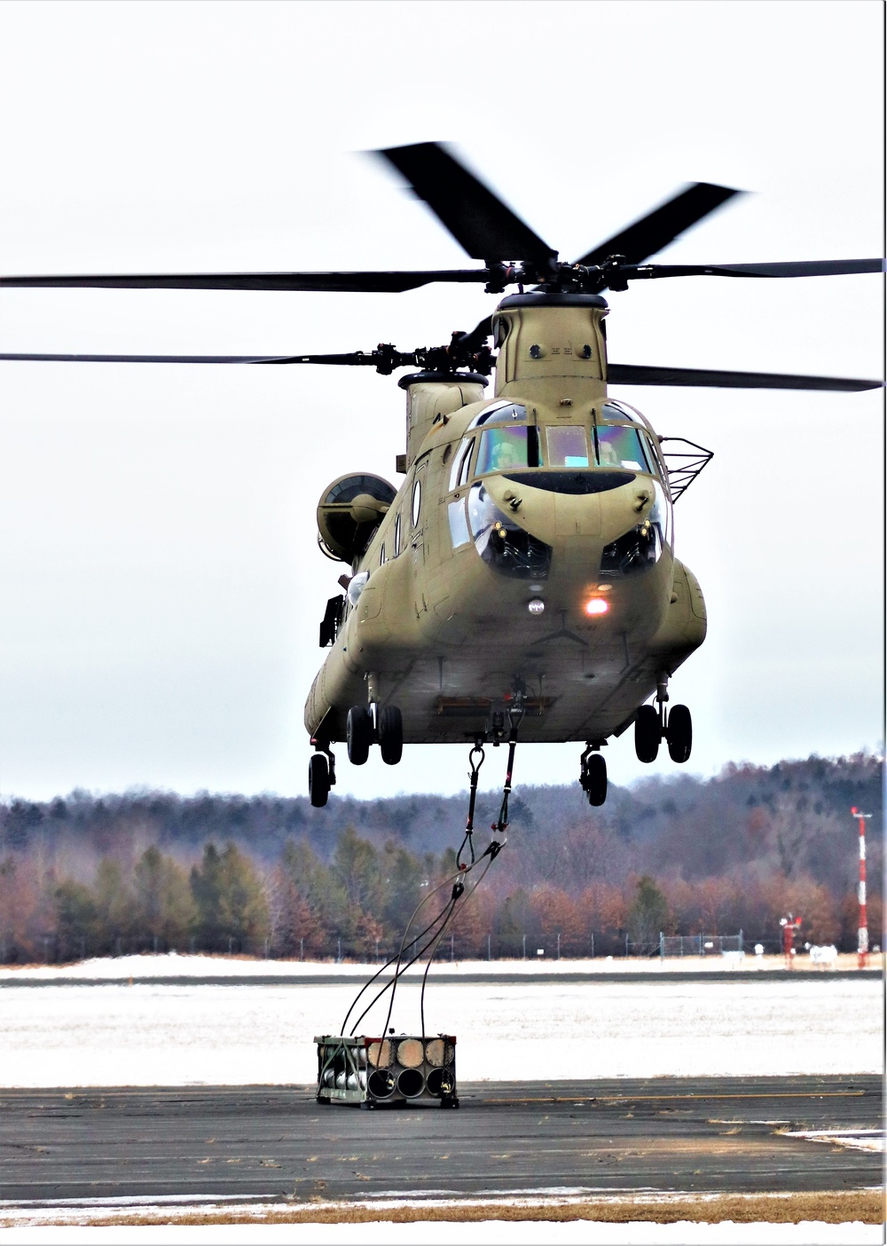 DVIDS - Images - CH-47 aircrew, 89B ASC students conduct sling-load training at Fort McCoy ...
