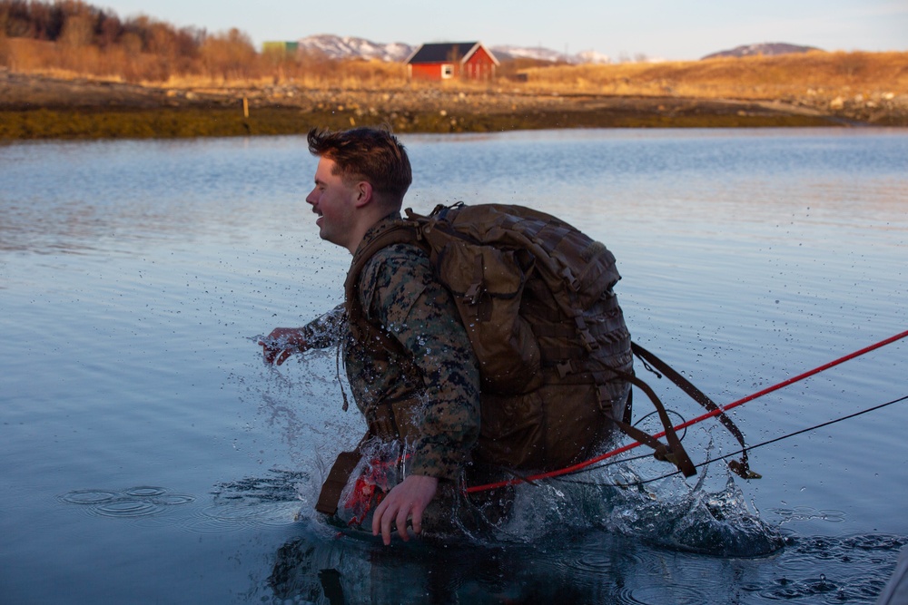DVIDS - Images - II Marine Expeditionary Force conducts Cold Water ...