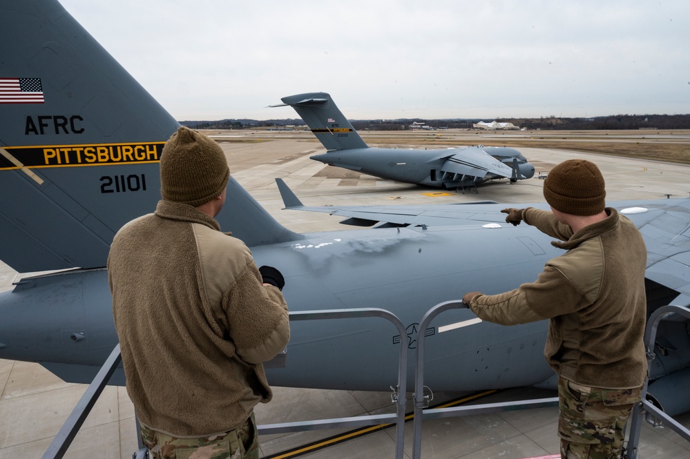 DVIDS - Images - High level maintenance [Image 2 of 2]