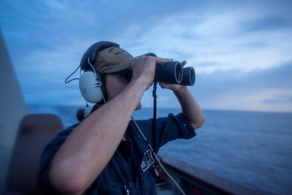 DVIDS - Images - Bridge Watch [Image 4 of 4]