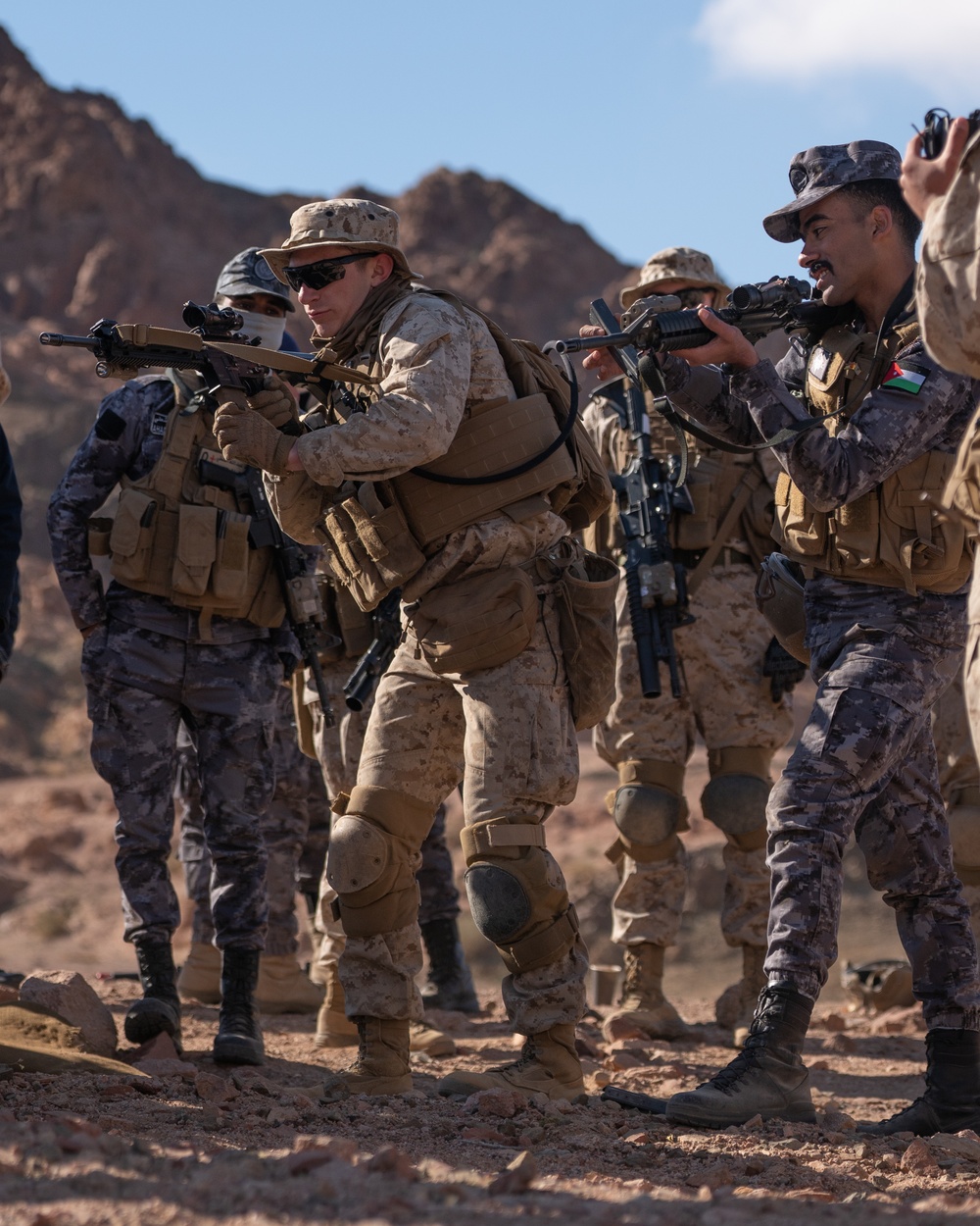 DVIDS - Images - 2/24 and Jordanian Marines Speed Reload Competition ...