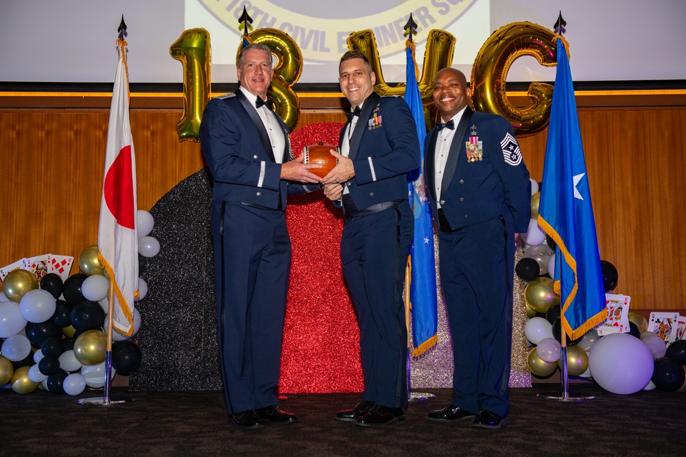 DVIDS - Images - 18th Wing 2021 Annual Awards ceremony [Image 9 of 11]