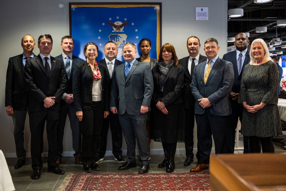 DVIDS - Images - Winds Aloft performs for 425th ABS, NATO LANDCOM and ...